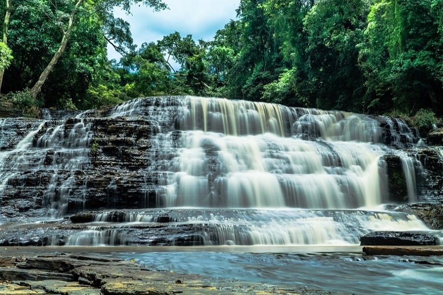 The 10 Most Enchanting Waterfalls In Vietnam - Student Exchange Vietnam