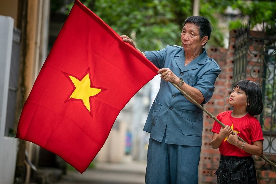A Guide To Vietnamese Reunification Day April 30th - Student Exchange ...